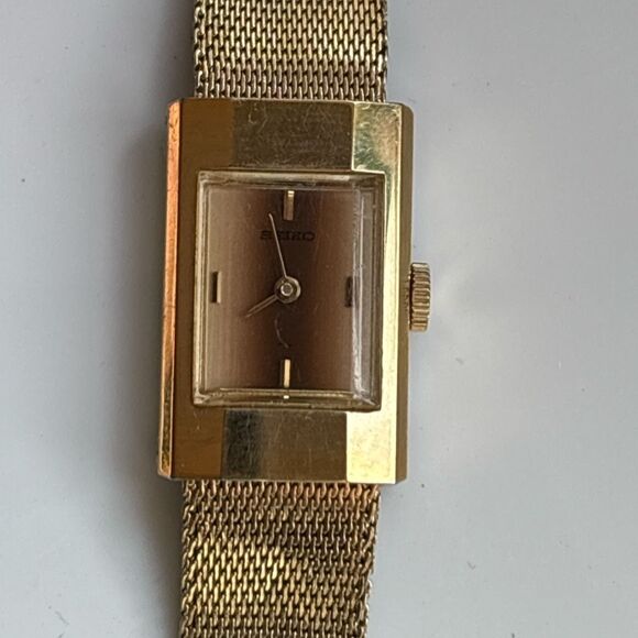 Seiko | Accessories | 978 Working Seiko Winding Rectangle Face Mesh ...